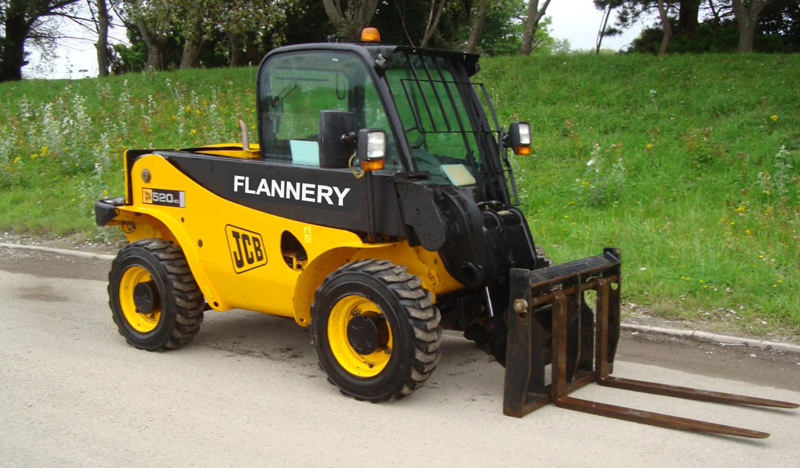 JCB 520-40 | Plant Hire UK | Flannery